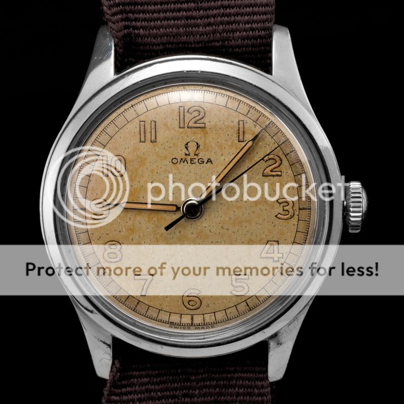 Coin des Affaires - Omega CK 2384-11 (1949), calibre 30 T2